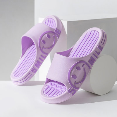 2022 hot sale new fashion cute flat sandals for Men summer home bathroom couple smiley indoor women slippers