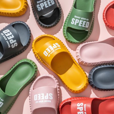 Best selling new style custom couple sandals summer household soft-soled non-slip wear-resistant bath slippers