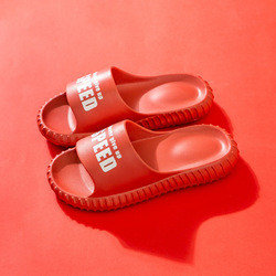 Best selling new style custom couple sandals summer household soft-soled non-slip wear-resistant bath slippers