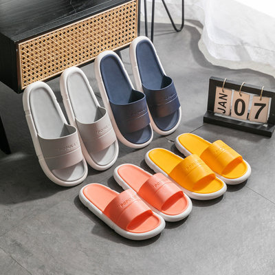 New simple and fashionable sandals for summer outdoor non-slip soft bottom Wear-resistant couples wear slippers