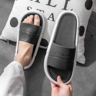 New simple and fashionable sandals for summer outdoor non-slip soft bottom Wear-resistant couples wear slippers
