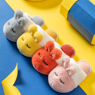Wholesale 2021 new winter Boys And Girls home shoes PVC material lightweight Children Slippers kids fur slippers