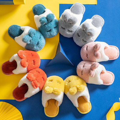 Wholesale 2021 new winter Boys And Girls home shoes PVC material lightweight Children Slippers kids fur slippers