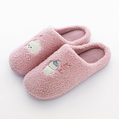 Winter wholesale soft plush and anti-slip house slippers 2021 new fashion cute couple keep warm women shoes