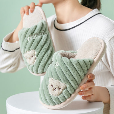 Wholesale EVA material soft sole Hard-Wearing autumn winter slippers ladies factory price delicate plush home shoes