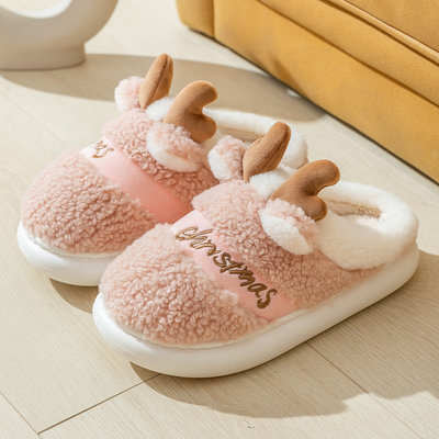 New 2021 cartoon home indoor slippers winter Christmas deer cute thick-bottomed warm couple shoes supplier