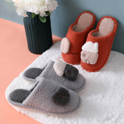 Wholesale 2021 female warm cartoon little house decorate slippers breathable plush home indoor shoes ladies closed shoes