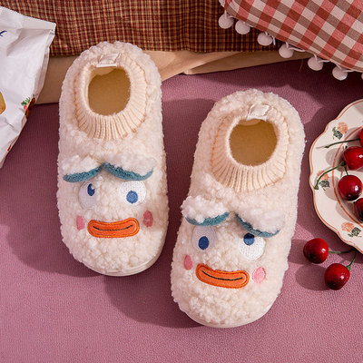 New Design Slippers Women Winter Cute Cartoon Fashion Trend Students Girls Home Plush Bag Heel Slippers Men