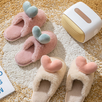 High quality winter warm cheap bedroom slippers female lightweight cute cartoon custom home shoes in stock