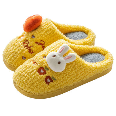 Custom new cartoon design 2021 winter warm slippers female TPR material anti-slip soft sole home shoes in stock