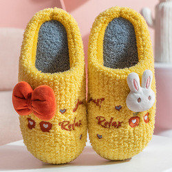 Custom new cartoon design 2021 winter warm slippers female TPR material anti-slip soft sole home shoes in stock