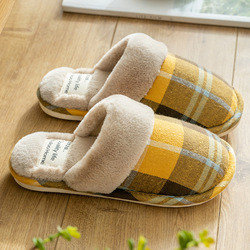 2021 new design Plaid Home Indoor Shoes light weight Thermal Autumn Winter slippers with best price