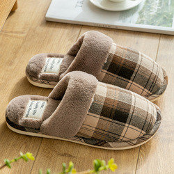 2021 new design Plaid Home Indoor Shoes light weight Thermal Autumn Winter slippers with best price