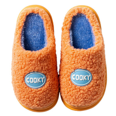 Wholesale 2021 New Design Home Slippers Winter Indoor Thick Bottom Warm Couple Style Plush women closed shoes