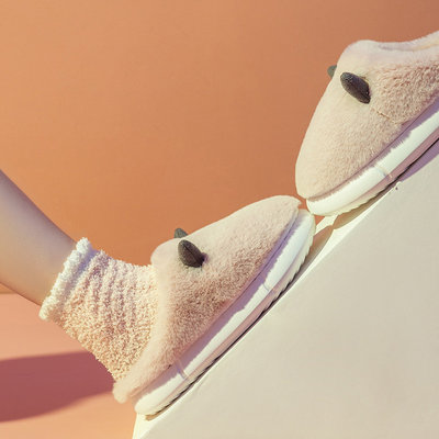 Hot selling new Winter plus plush Home Indoor Slippers good price women cute cartoon soft sole couple Shoes