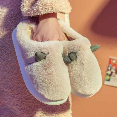 Hot selling new Winter plus plush Home Indoor Slippers good price women cute cartoon soft sole couple Shoes