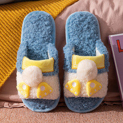 Hot sale 2021 new female autumn and winter slippers delicate plush light weight anti-slip home shoes