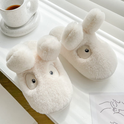 Wholesale Ladies Plush house Indoor Embroidered Cute Slippers Lightweight Winter Flat Hard-wearing house shoes
