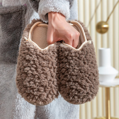 new design Home Slippers Soft Lightweight house Shoes Breathable Fluffy Plush Slippers For couple custom shoes