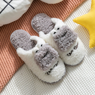 Women Winter lovely  Animal decoration fluffy Fur Warm house Indoor Soft Casual Shoes letter print Home Slipper ladies shoes