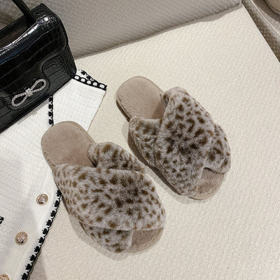 Women's Fashion Soft house Indoor slipper Home Fluffy house shoes  Cross Open Toe Fur Slides Slippers