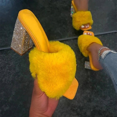 2022 New Design solid color Rhinestone Heeled plush upper Sandals Chunky Heels large size shoes Women high heels