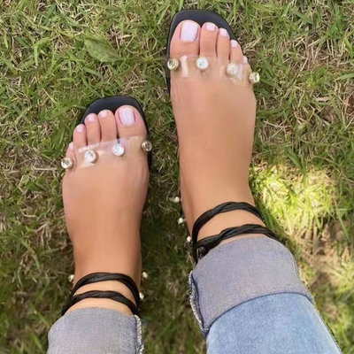 Fashion new Cross shoe strap design women slippers wholesale outdoor beach shoes non-slip flat sandals light