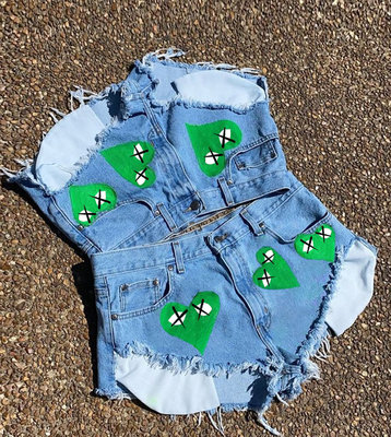 2021 summer new European and American style fashion heart print slim versatile casual sports denim shorts trousers women