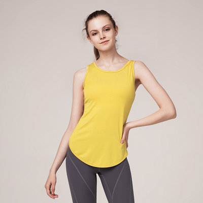 2021 new women sports set Irregular breathable vest solid color high waist quick dry exercise fitness peach buttocks shorts