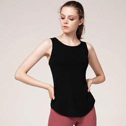 2021 new women sports set Irregular breathable vest solid color high waist quick dry exercise fitness peach buttocks shorts