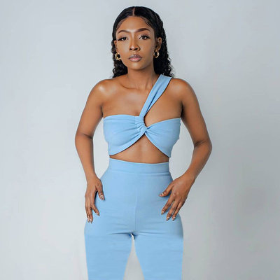 2021 summer new sexy one shoulder sportswear new design yoga black lightweight sports outfits women yoga set