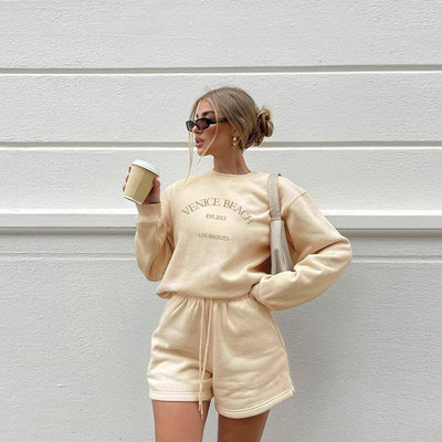 Wholesale Custom Women Fleece Thickened Loose Embroidered Long Sleeved Sweater Shorts sports Set Ladies Workout Sportswear