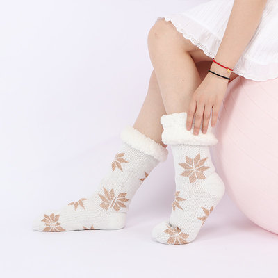 custom Hot Selling thick Maple Leaf Pattern home Floor Socks For women new printed fluffy slipper socks