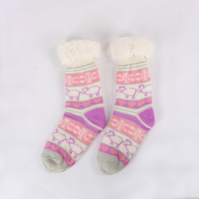 female new design non-slip socks mid-length knitted socks with cute animal and heart pattern non skid fashion socks