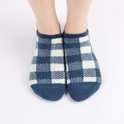new arrival ladies non skid socks with blue and white plaid pattern ankle-length breathable socks