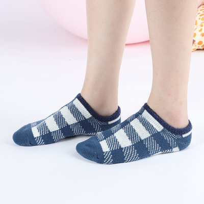 new arrival ladies non skid socks with blue and white plaid pattern ankle-length breathable socks