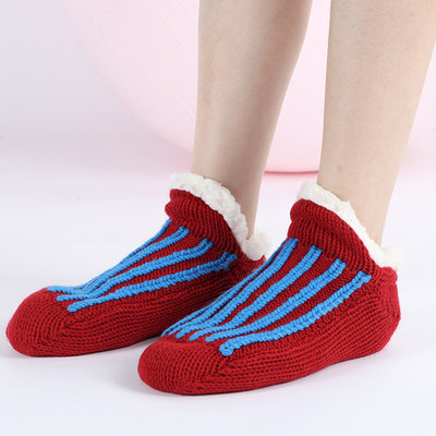 2021 ladies ankle-length short antiskid soft knitted designer socks with stripe pattern women fuzzy fashion Socks