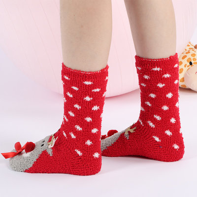 new arrival red comfortable socks polyester made cute deer floor fuzzy socks for female non skid socks