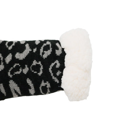 Customized Leopard Thick Warm Clouds Fabric Slipper Socks  Fuzzy Fleece Dot Women Slipper Socks