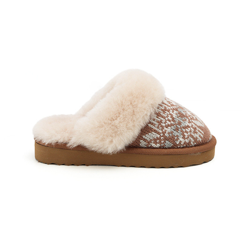 2021 New Trend Fashion children home bedroom slippers Winter  Wool house shoes For Kids luxury fur slippers
