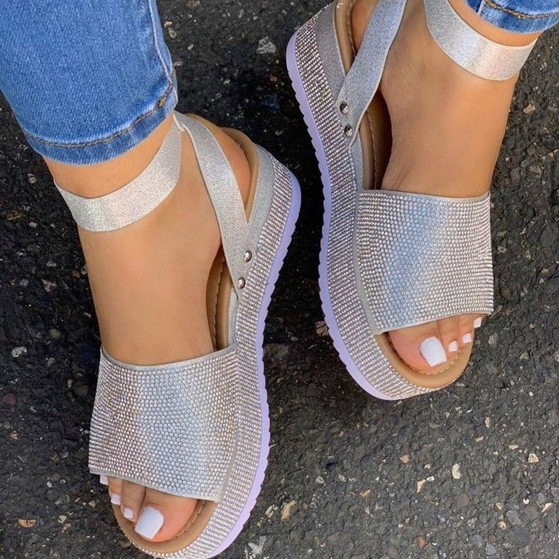 2022 New Arrivals Women rhinestones upper outdoor Shoes fashion Bling Sandals Luxury Thick Bottom slippers high sandals