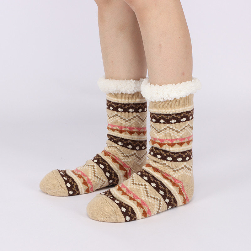 wholesale custom women winter warm anti skid cozy fuzzy plush indoor winter slipper socks ladies Christmas socks