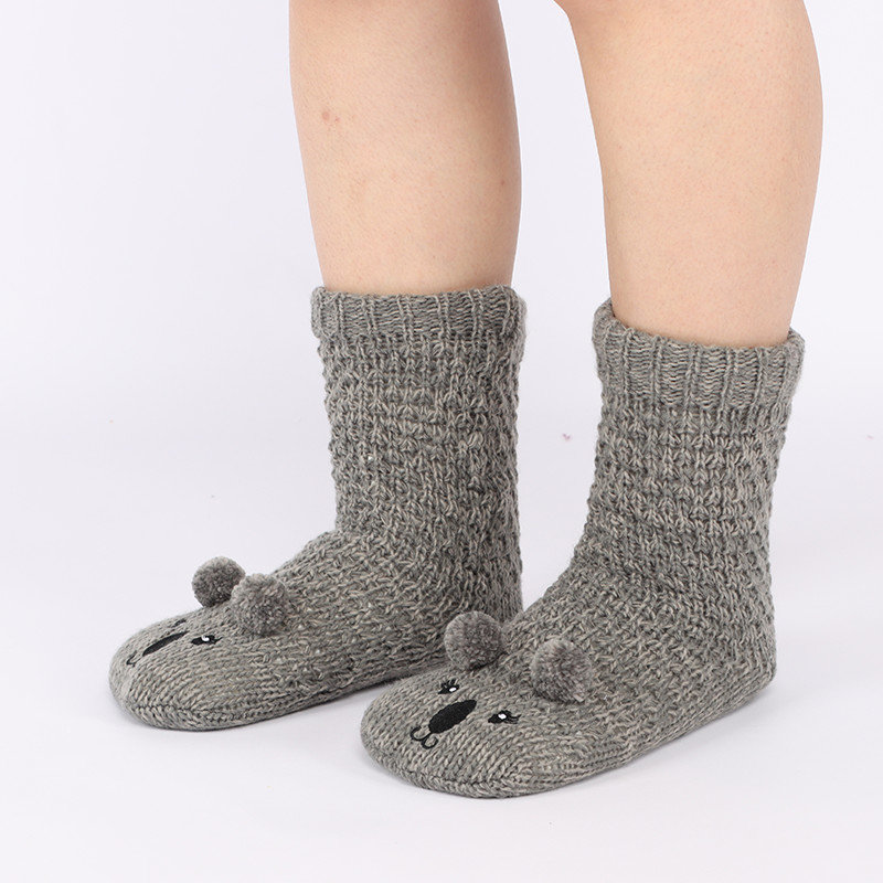 wholesale 3D animal design indoor warm soft fuzzy sleep socks women cozy winter slippers sock with fashion pattern
