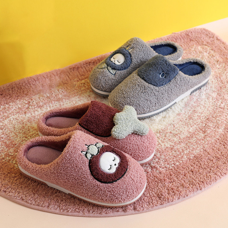 Cute cartoon slippers female indoor and outdoor warm winter home couple soft plush cheap bedroom shoes