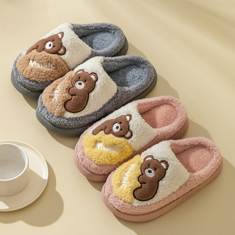 Wholesale new design ladies thick-soled cute bear house shoes couple warm soft plush slippers winter