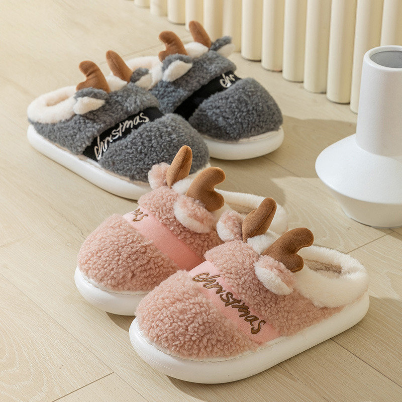 New 2021 cartoon home indoor slippers winter Christmas deer cute thick-bottomed warm couple shoes supplier