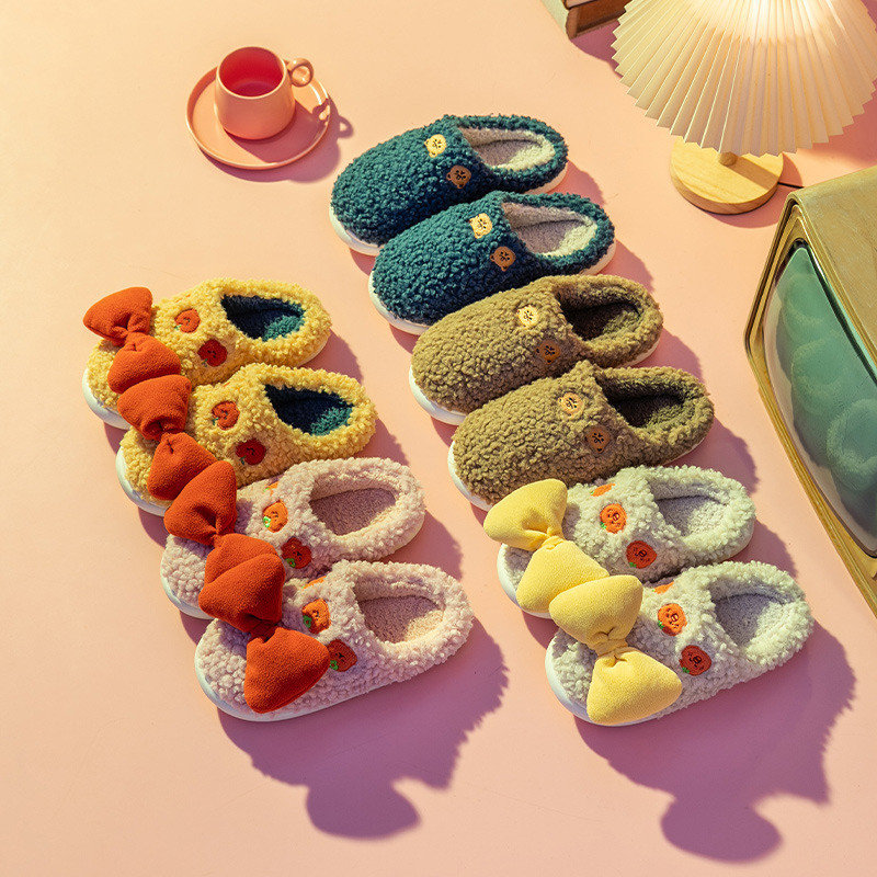 Wholesale new Winter Female PVC Slippers cute apple and bow decoration Anti-slip Warm Home Indoor slippers