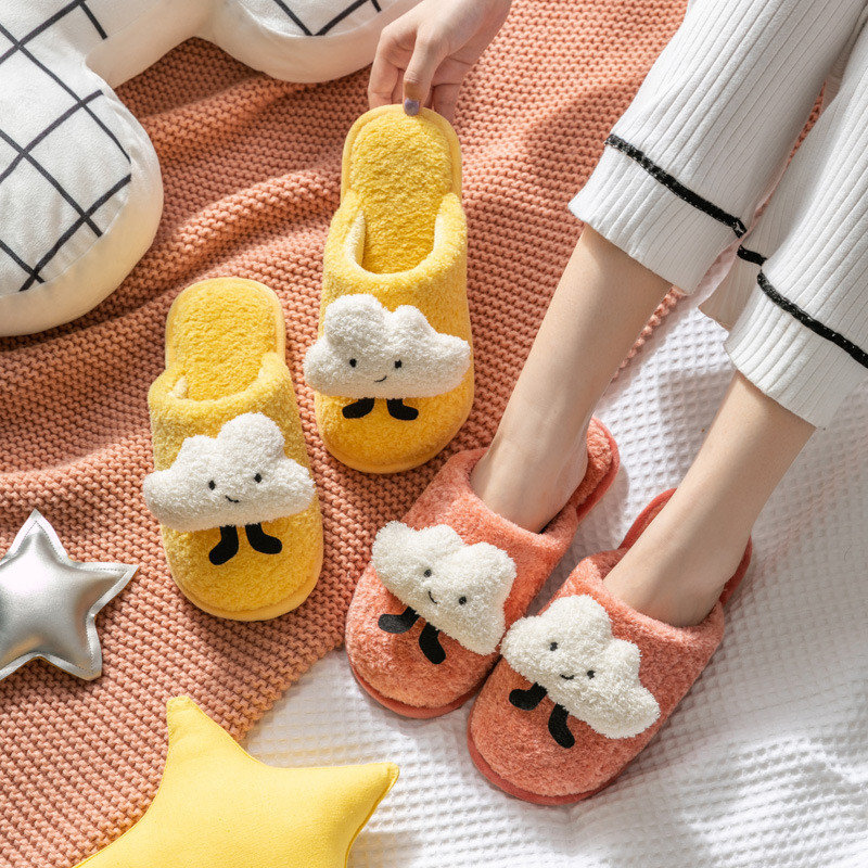 Hot sell Women Comfy Faux Fur House Slipper Scuff Memory Foam Slip on Sole Cartoon cloud ladies closed shoes