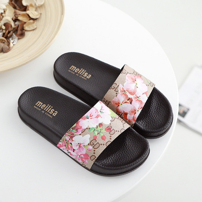 New design printing outdoor slippers soft sole custom beach shoes comfortable non-slip summer sandals women