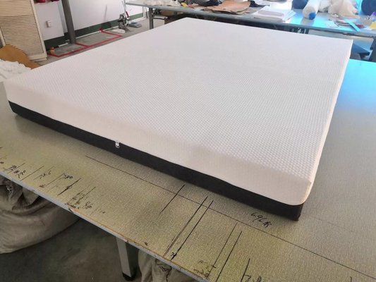 King Size 76"x80" ( 198x203CM) Luxious individual pocket spring mattress for home useage